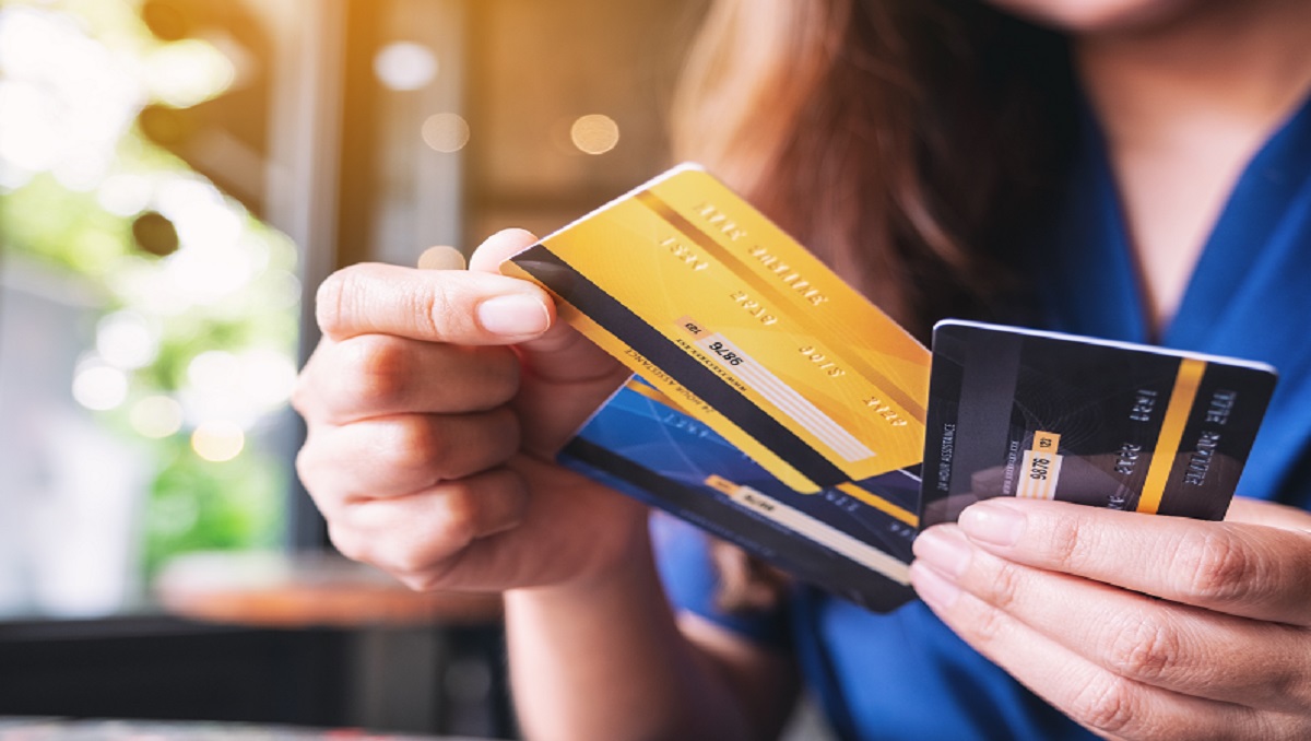 Is a Secured or Unsecured Credit Card Best? | Fifth Third Bank